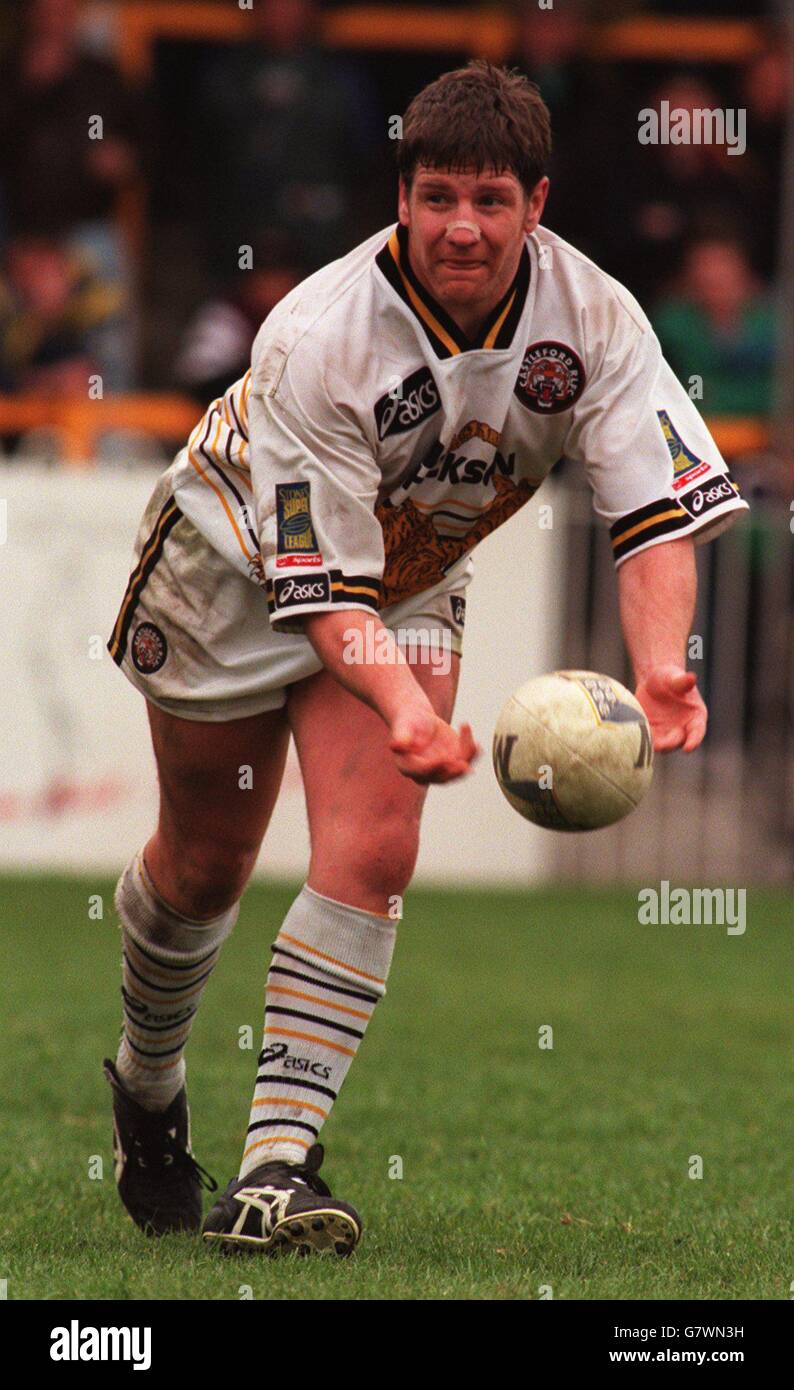 Rugby League - Castleford Tigers v Hailfax Blue Sox. Richard Russell ...