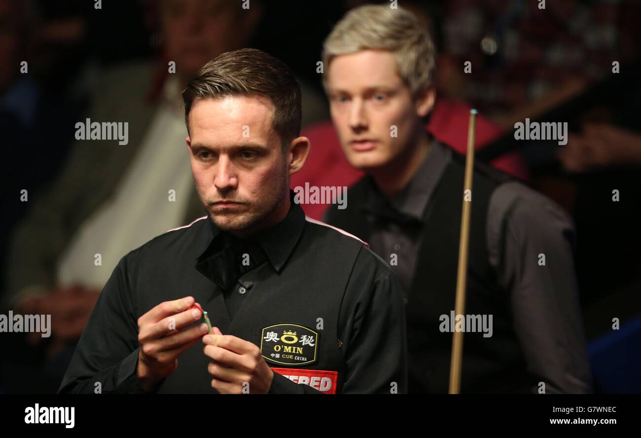 Snooker - Betfred World Championship - Day Three - Crucible Theatre ...