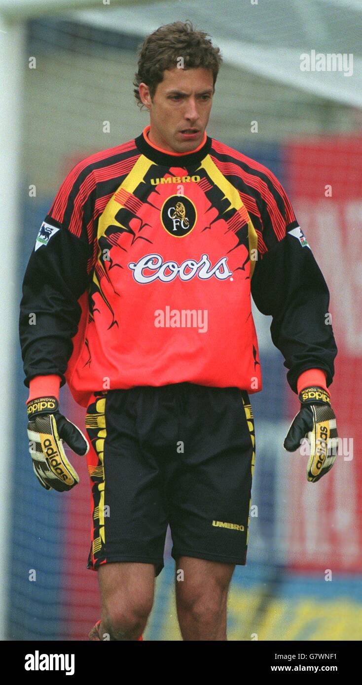 Craig forrest chelsea hi-res stock photography and images - Alamy