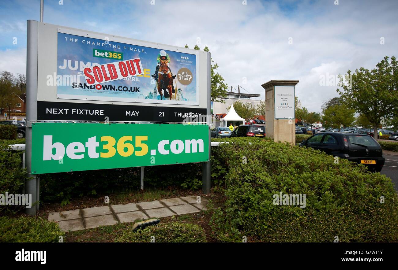 Sold out hi-res stock photography and images - Alamy