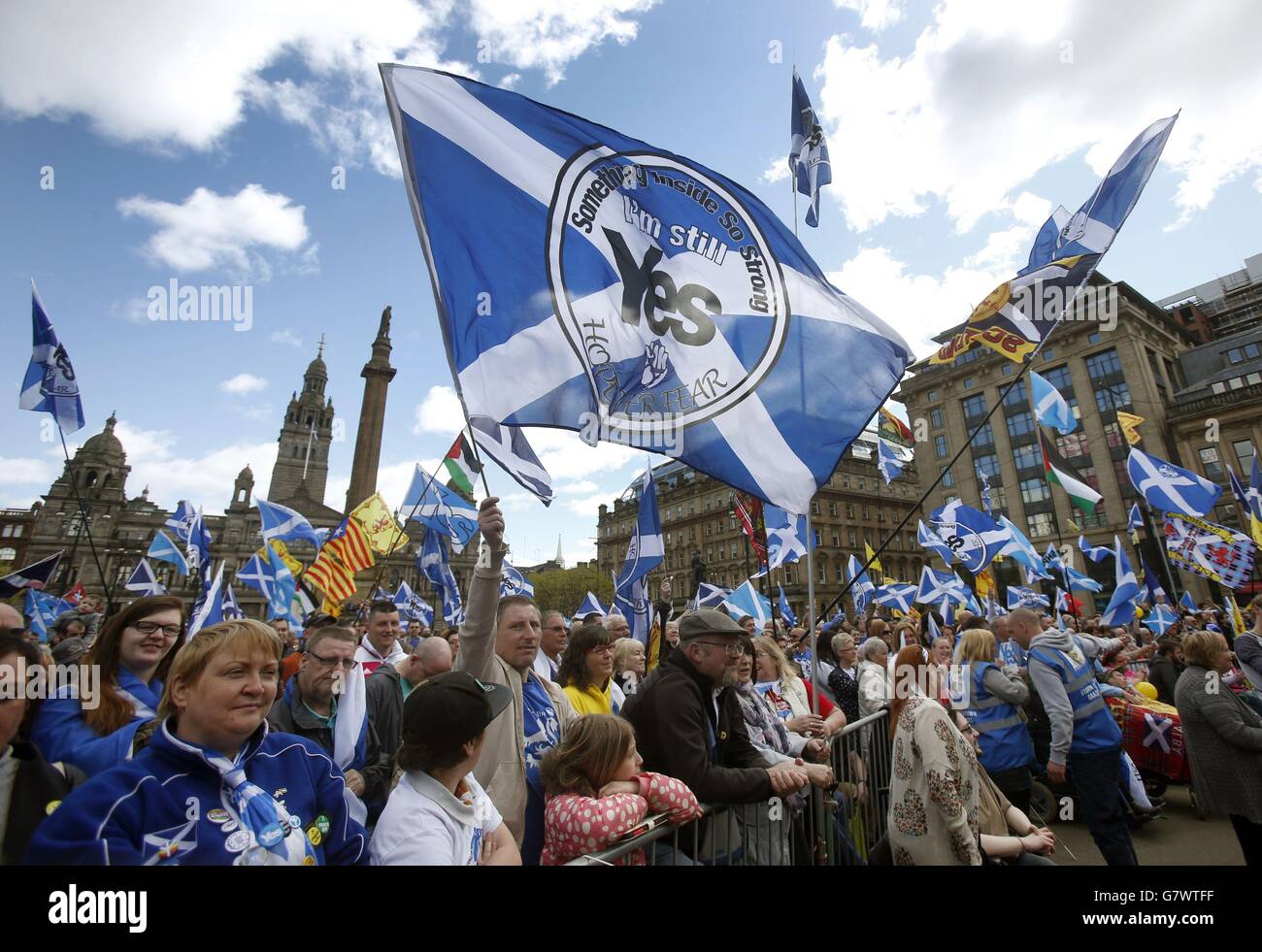 The 'Hope Over Fear' rally in George Square, Glasgow, as independence ...