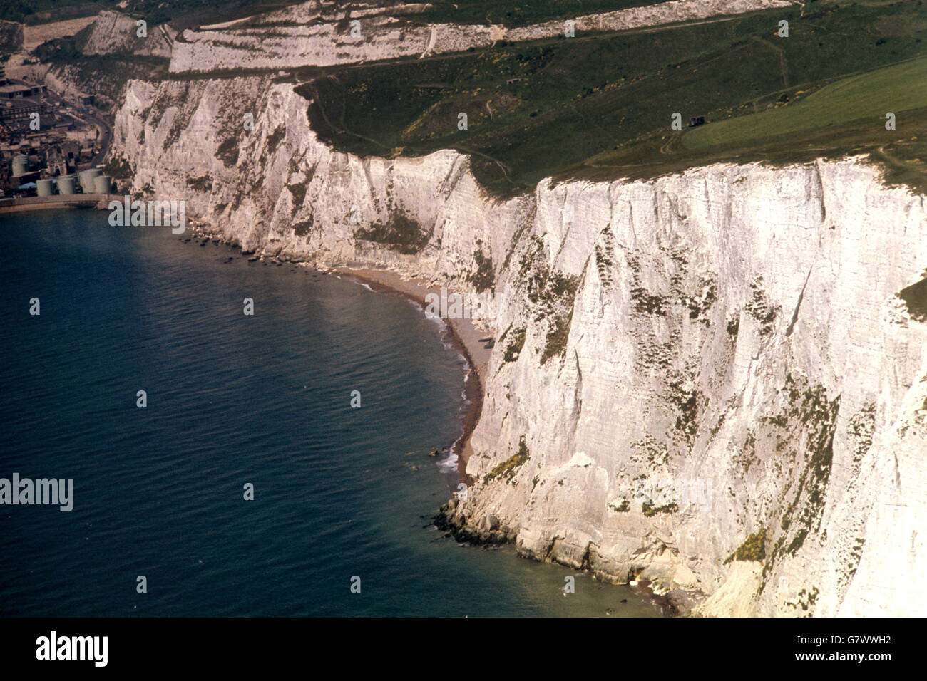 Buildings and Landmarks - The White Cliffs of Dover. The White Cliffs ...