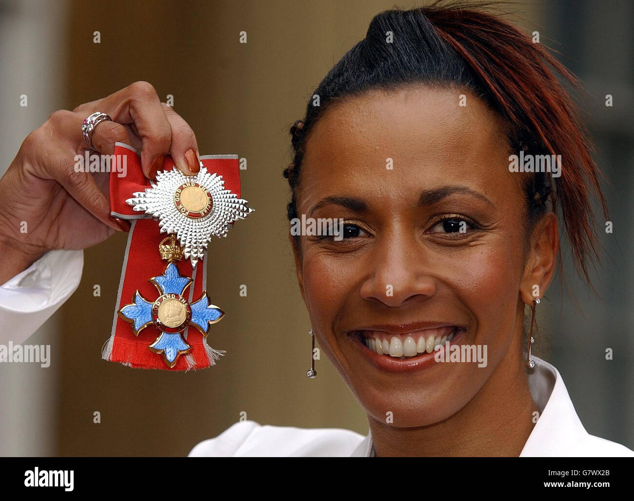 Dame kelly holmes the olympic double gold medallist hi-res stock ...