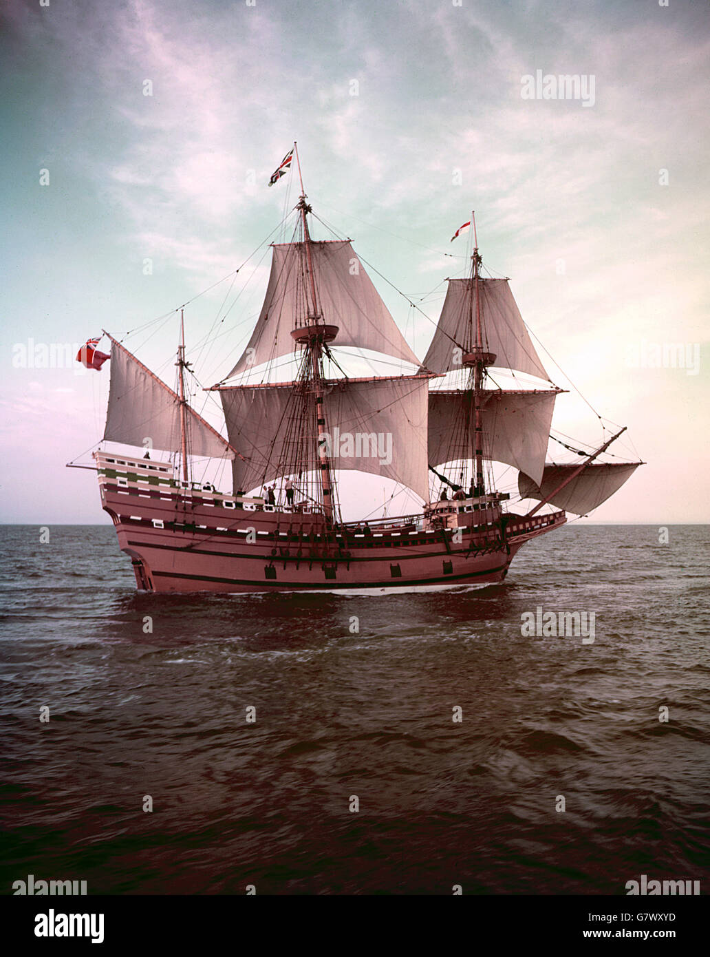 Mayflower ship hi-res stock photography and images - Alamy