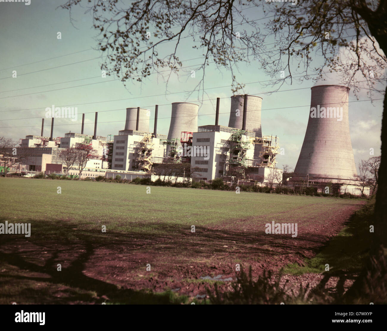 Chapelcross nuclear power station hi-res stock photography and images ...