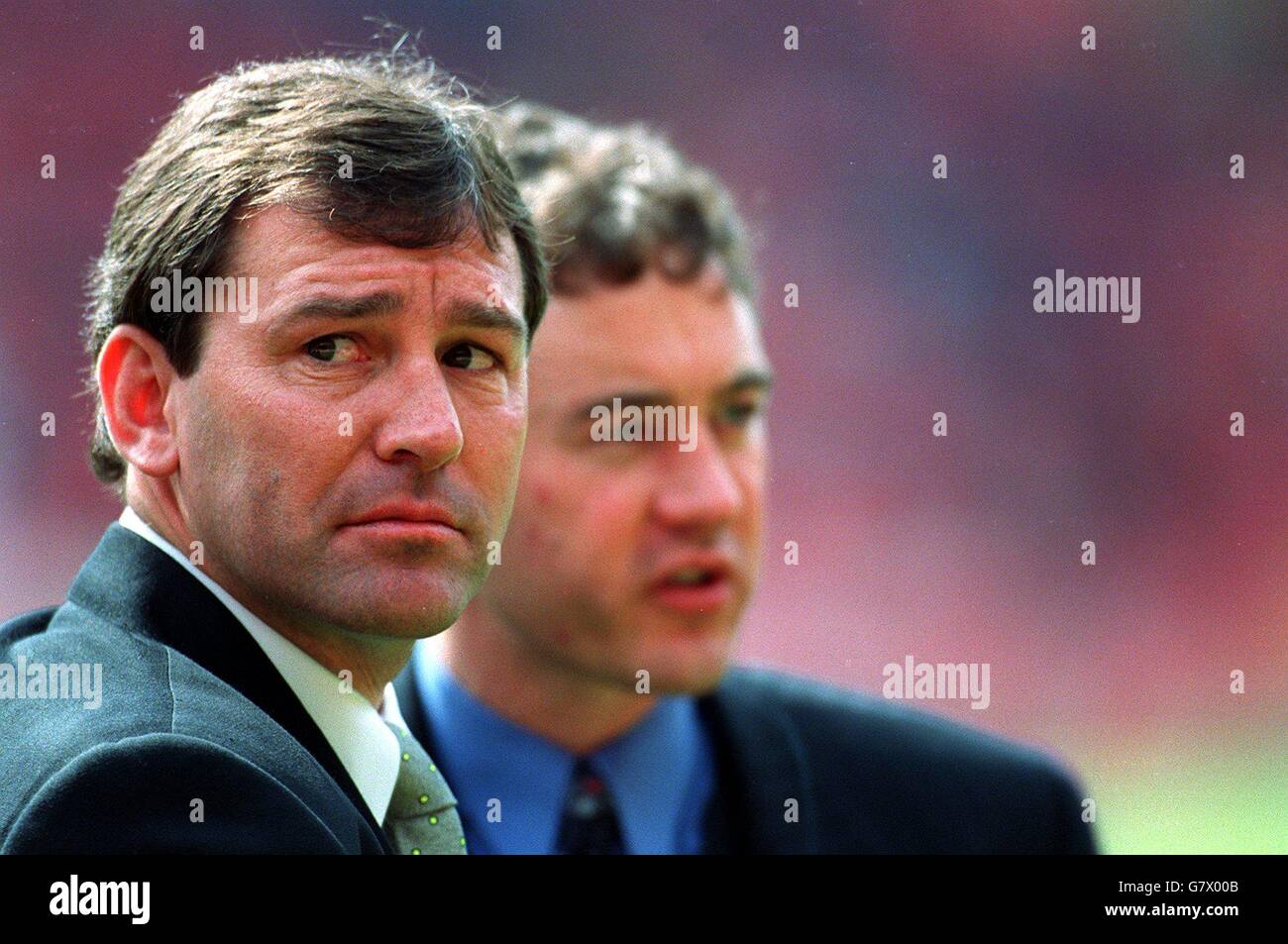 Bryan Robson, Middlesbrough manager with chariman Steve Gibson Stock ...