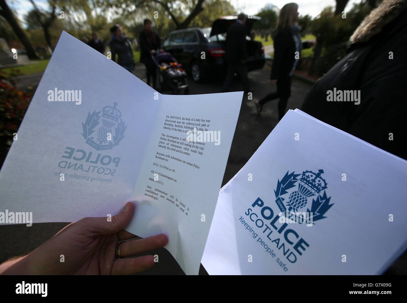 Police hand out leaflets hi-res stock photography and images - Alamy
