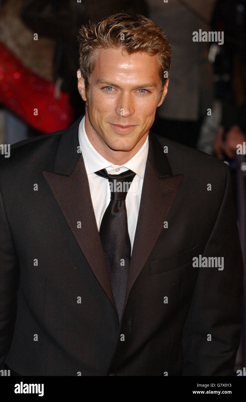 Vanity Fair aftershow party - Morton's - Melrose Avenue. Jason Lewis ...