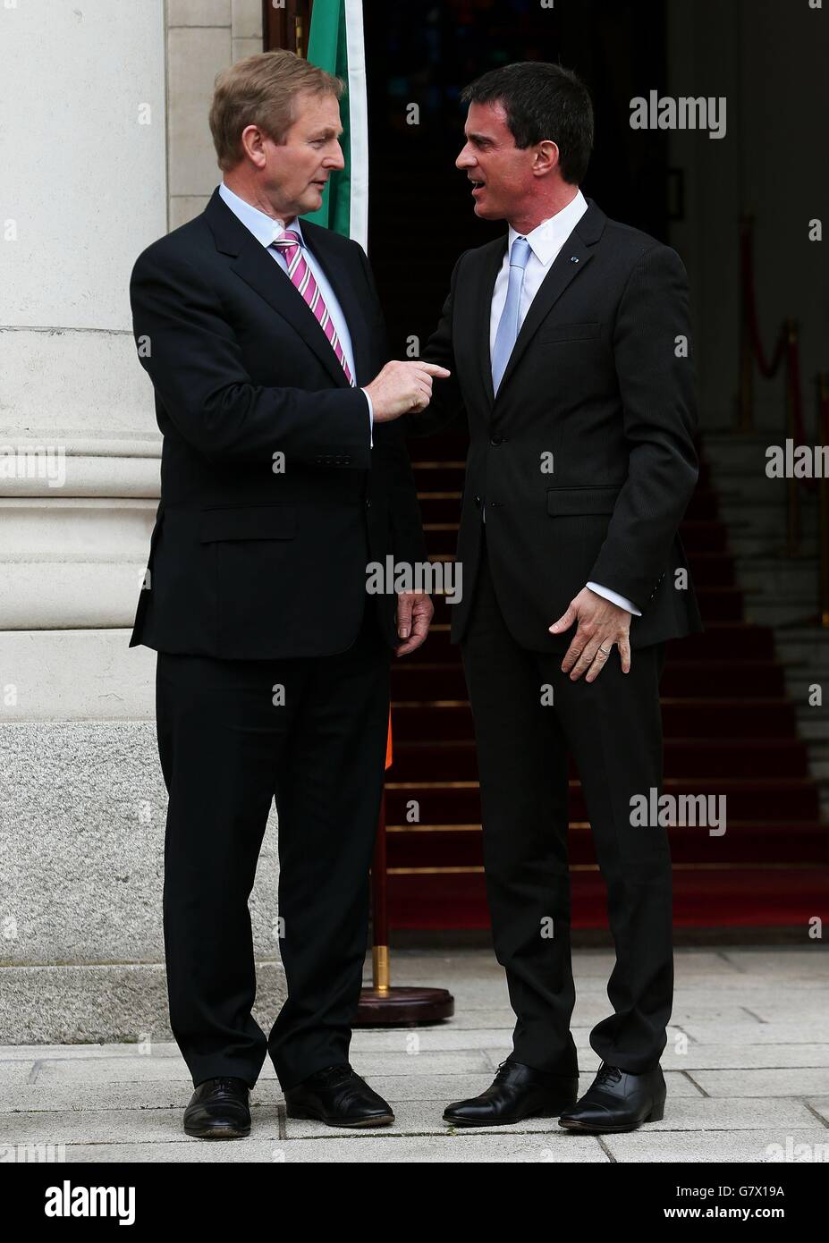 Taoiseach Enda Kenny (left) with the Prime Minister of France Manuel ...