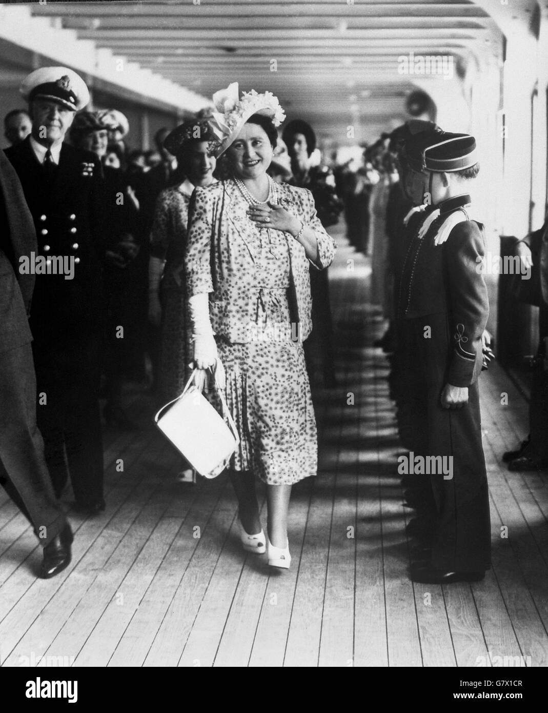 Their majesties with princess margaret visit hi-res stock photography ...