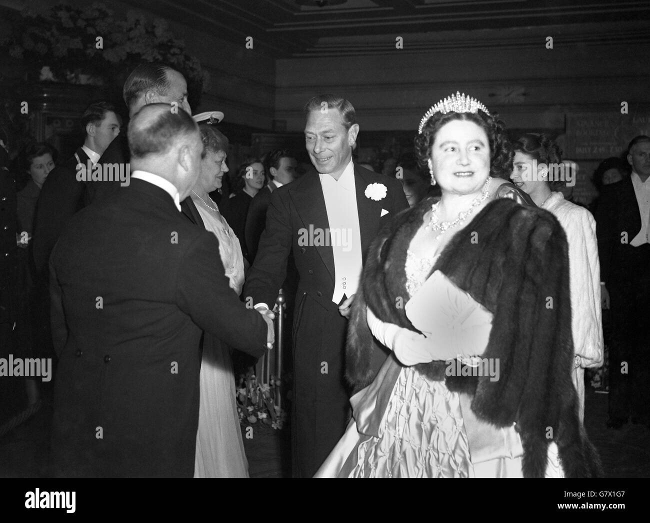 Leicester square evening Black and White Stock Photos & Images - Alamy