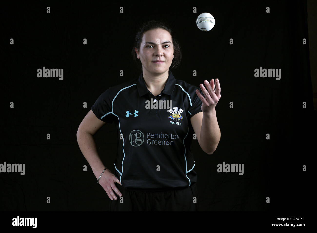 Cricket ccc half mid length hi-res stock photography and images - Alamy