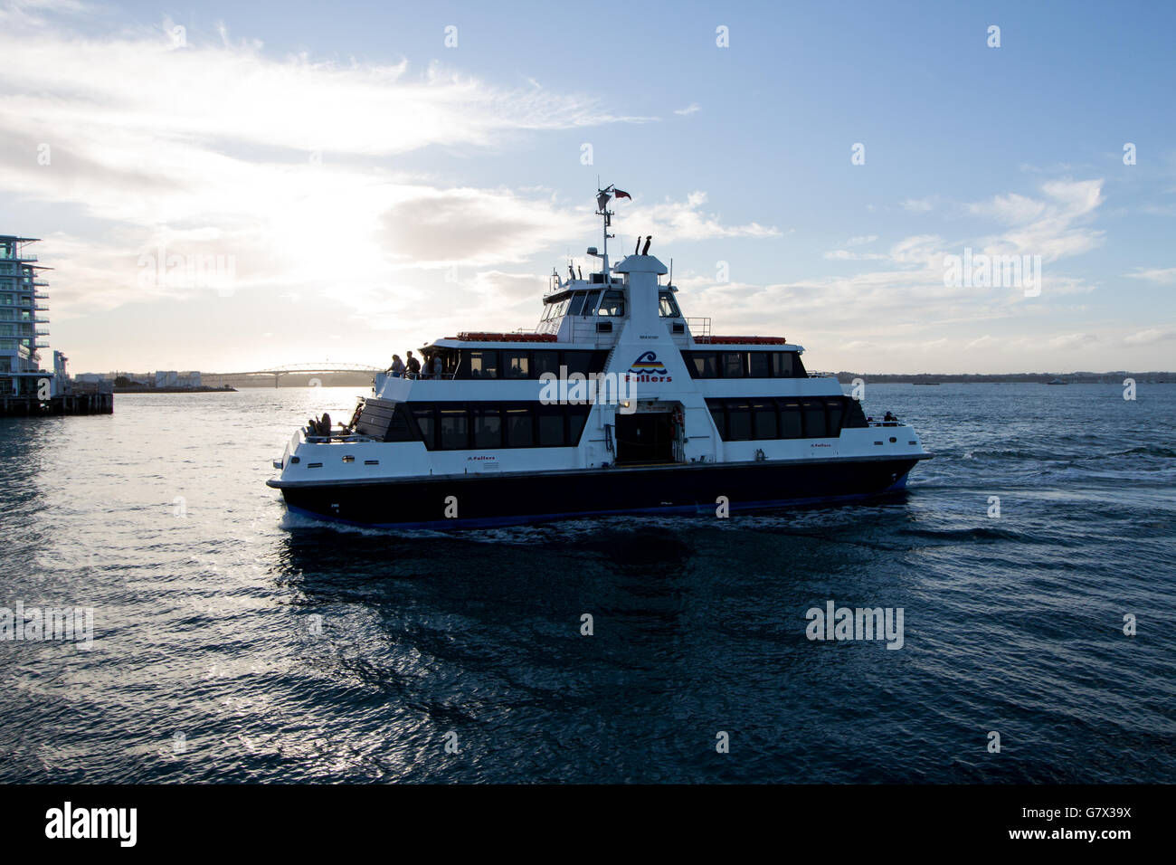 Fullers Auckland to Devonport Ferry Kea arriving in the Auckland Ferry ...