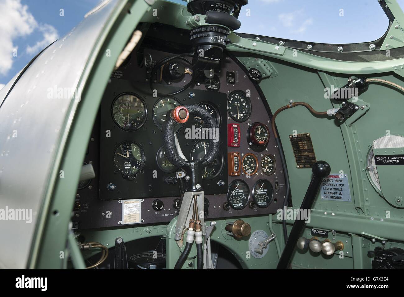 Supermarine spitfire mark 5 hi-res stock photography and images - Alamy