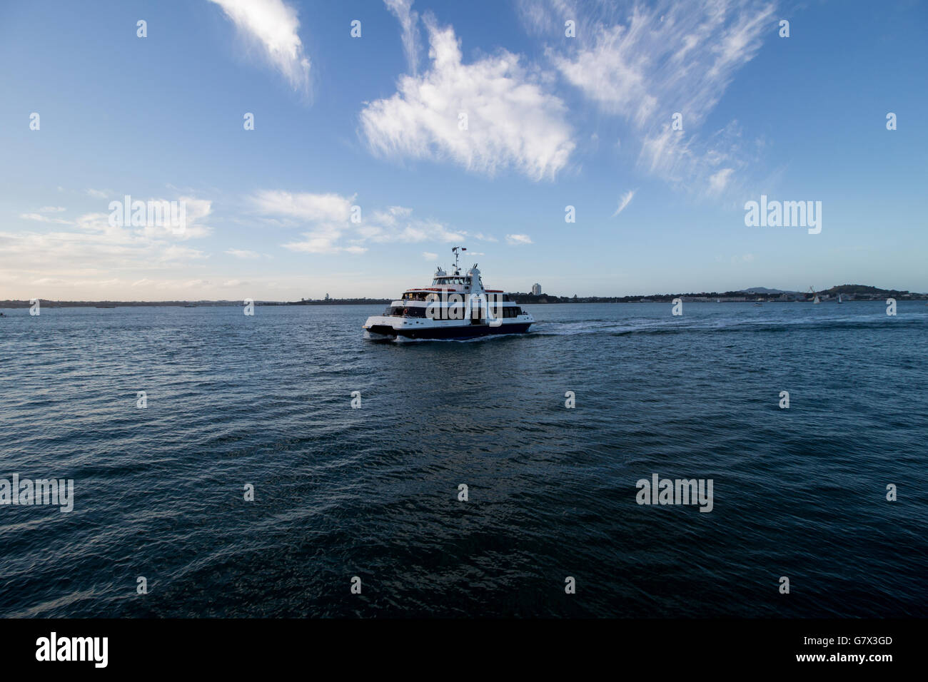 Fullers Auckland to Devonport Ferry Kea arriving in the Auckland Ferry ...