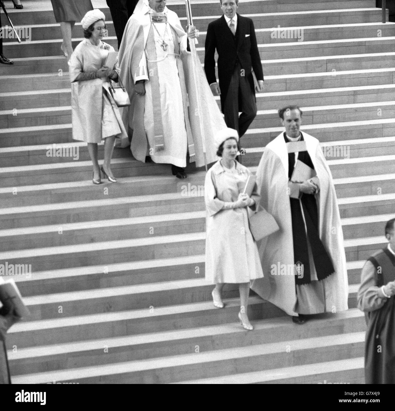 Lord snowdon queen elizabeth ii hi-res stock photography and images - Alamy