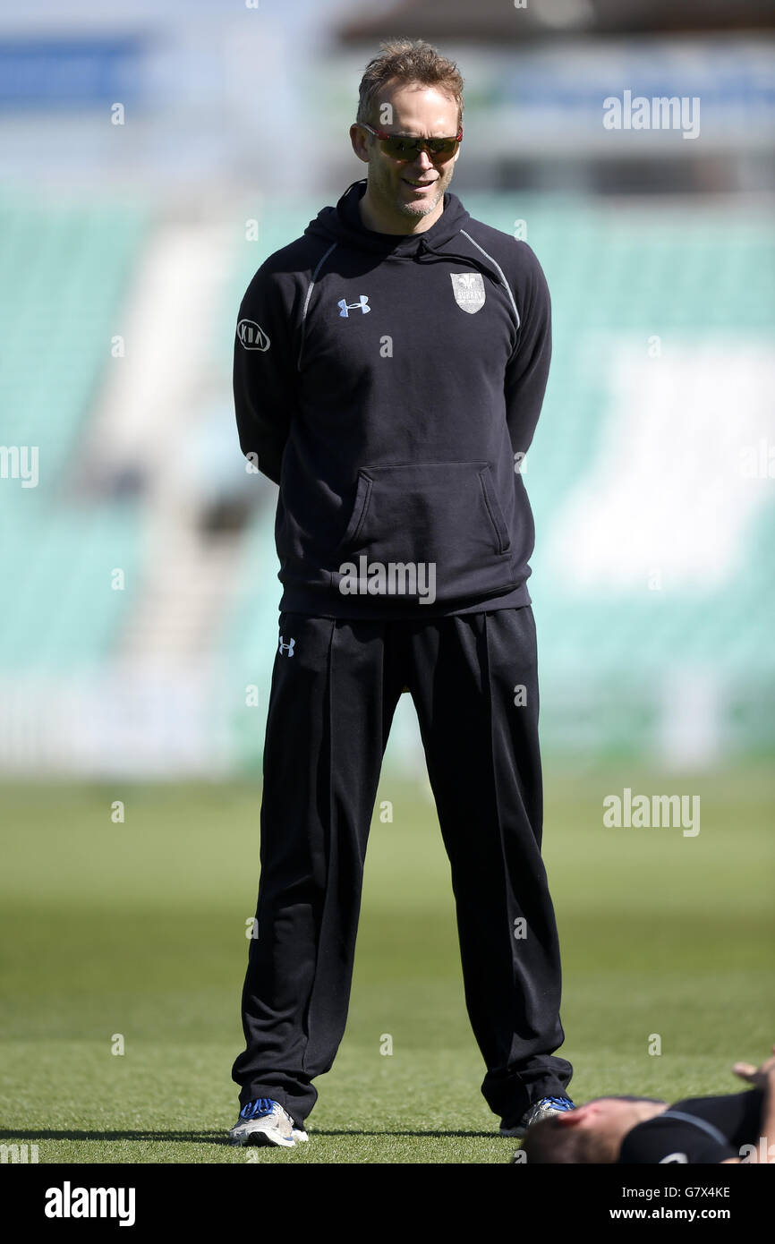 Surreys coach stuart barnes hi-res stock photography and images - Alamy