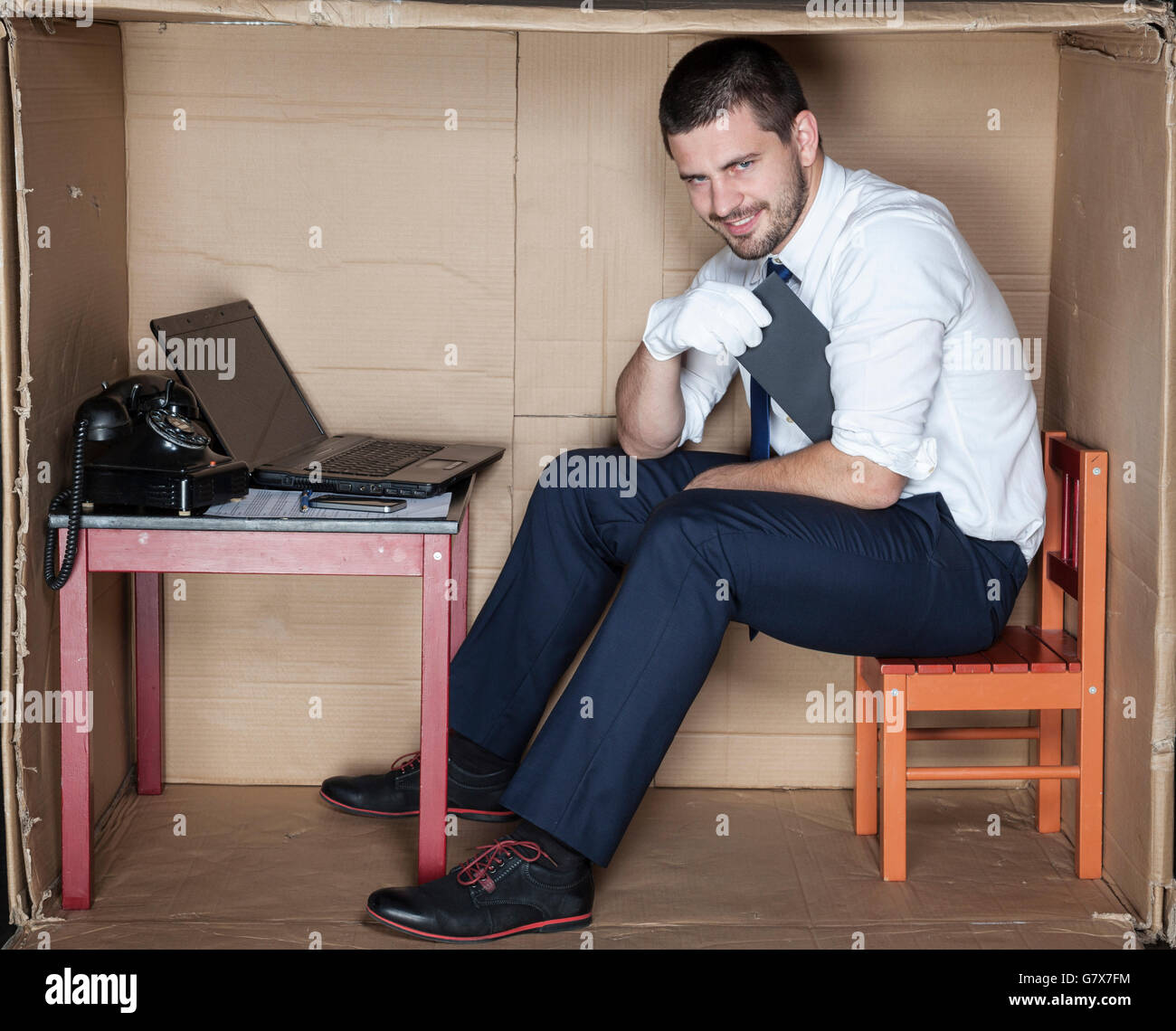 Receive bribes hi-res stock photography and images - Alamy