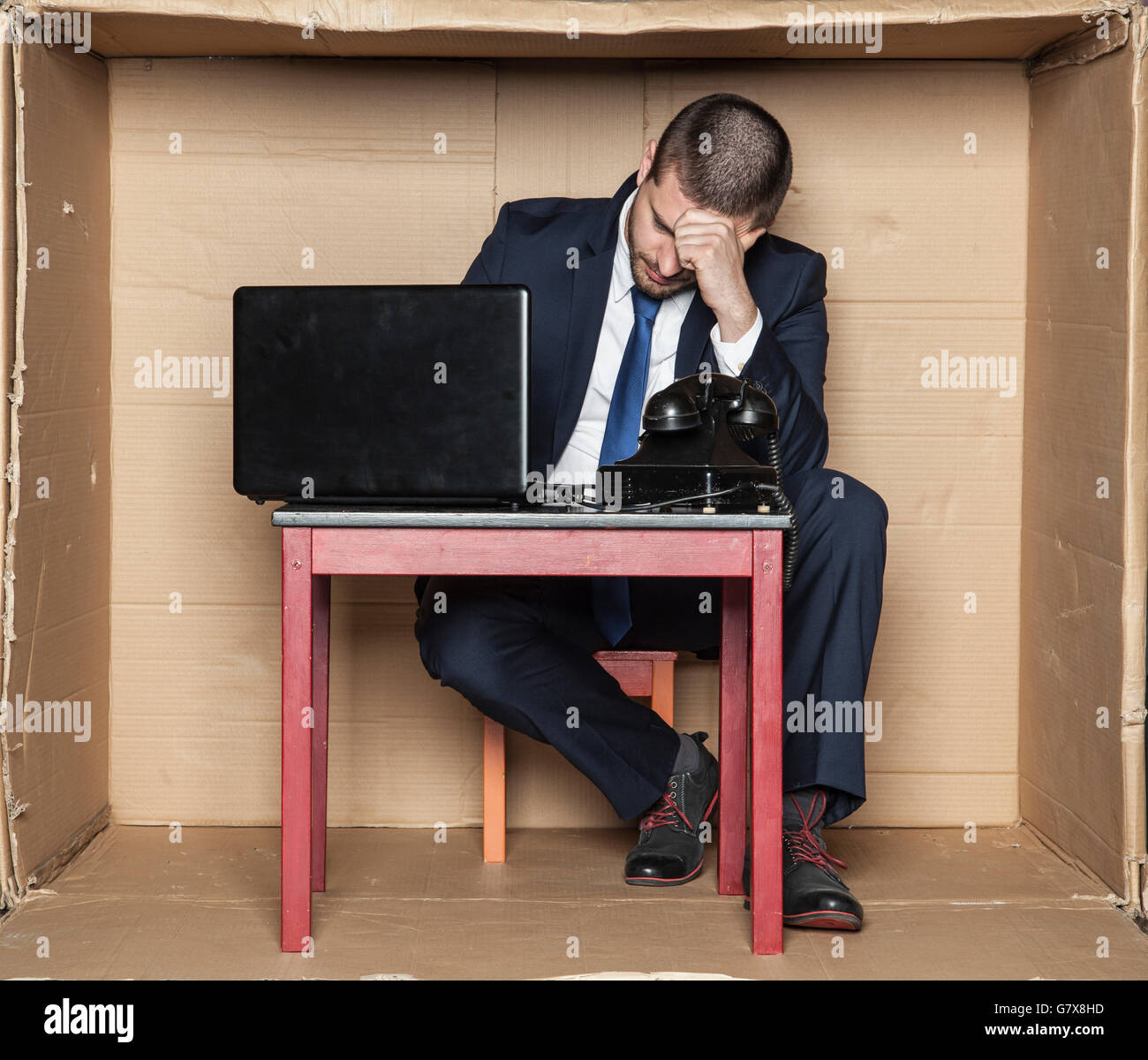 breakdown at work, office situation Stock Photo - Alamy