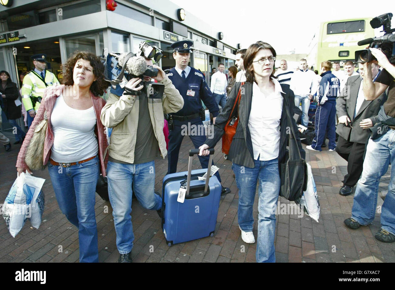 Donna left and catherine right mccartney hi-res stock photography and ...