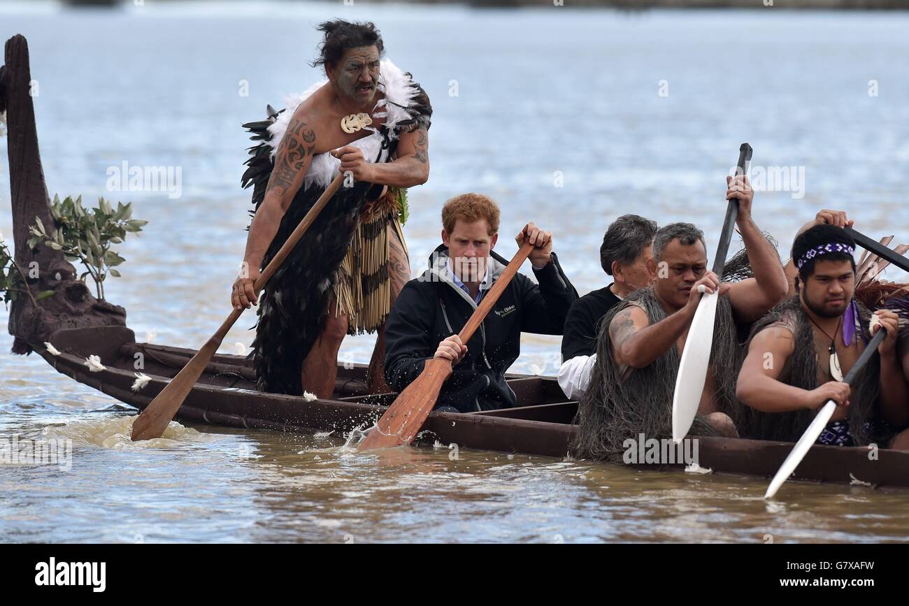 Prince Harry helps paddle a traditional Maori waka canoe on the ...