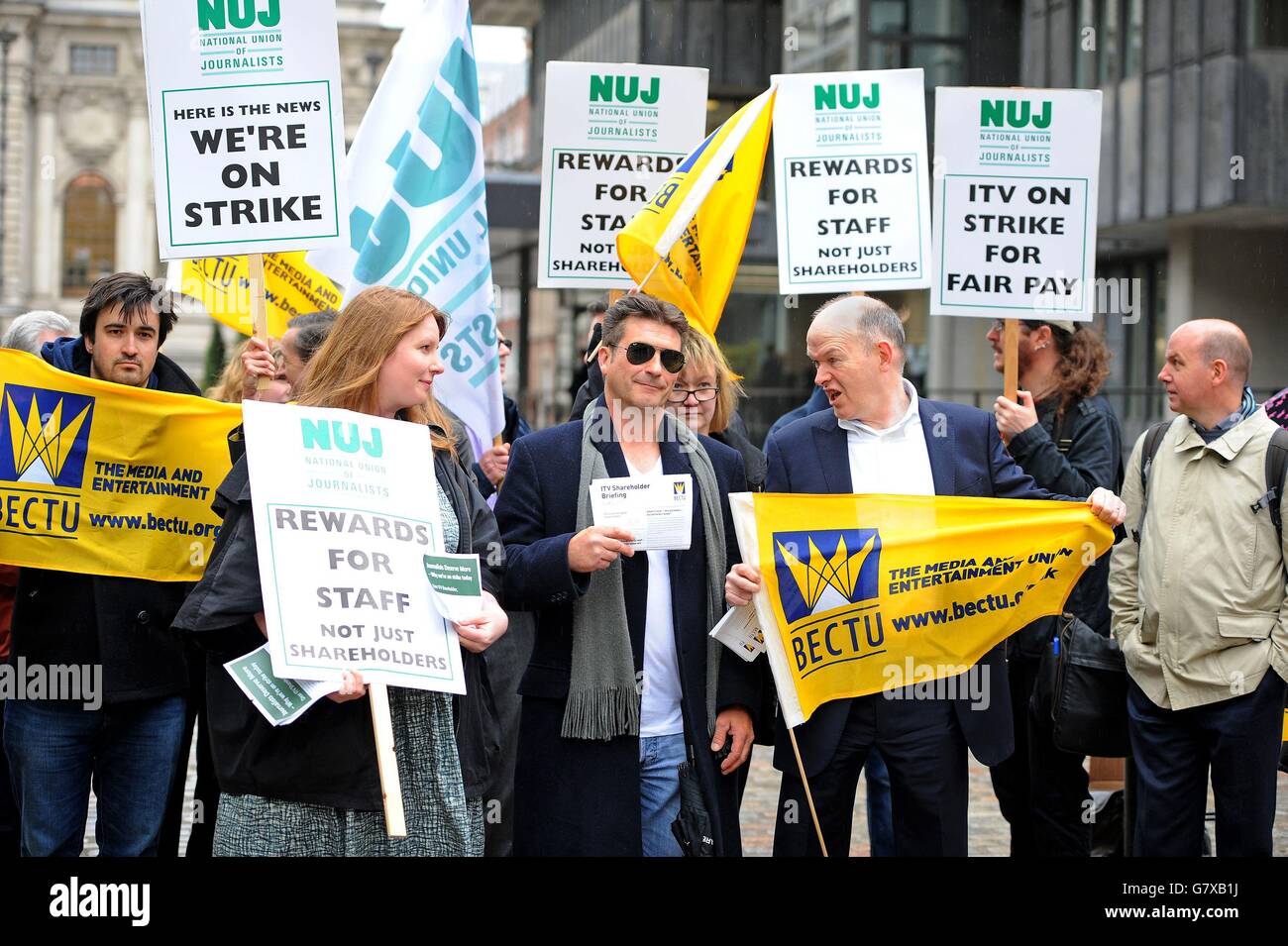 ITV production staff strike Stock Photo - Alamy