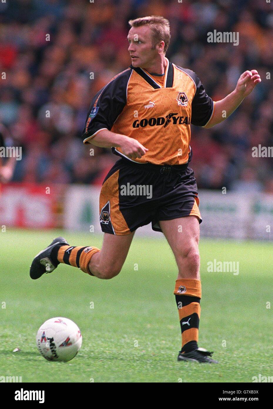 Wolverhampton wanderders hi-res stock photography and images - Alamy