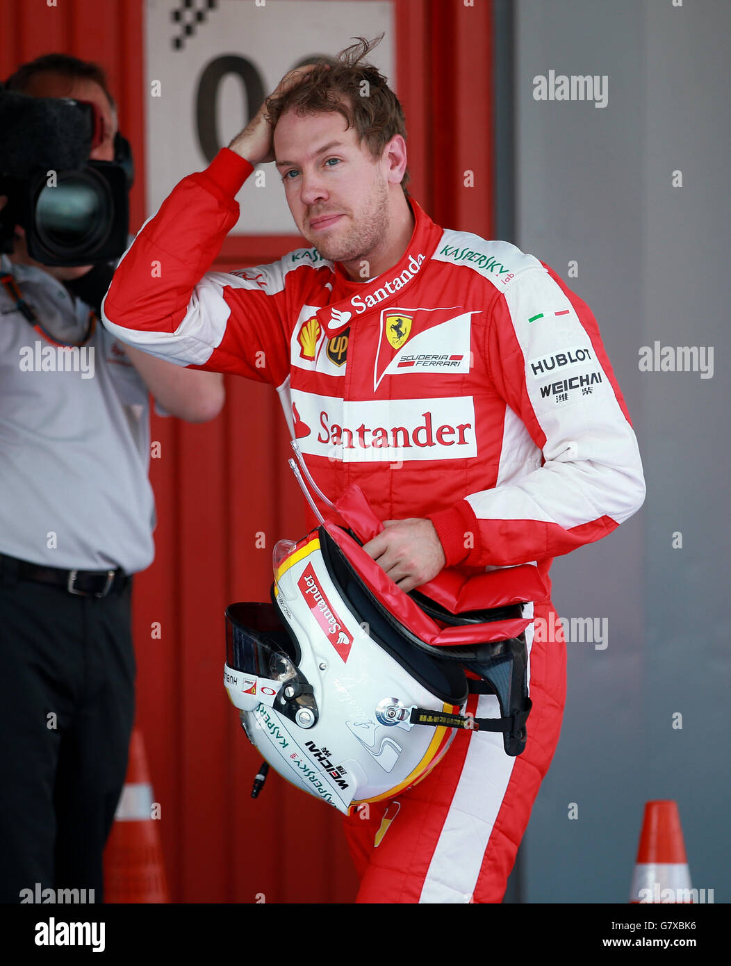 Qualifying formula one spanish grand prix hi-res stock photography and ...