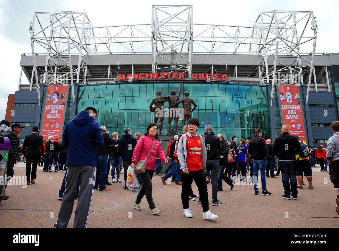 Manchester united football ground hi-res stock photography and images ...