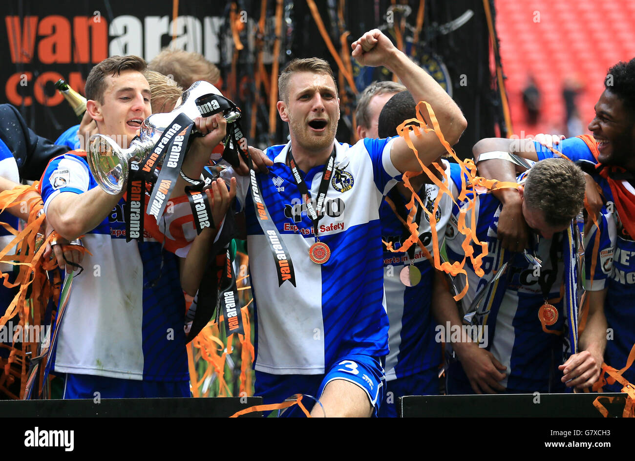 Vanarama final trophy hi-res stock photography and images - Alamy