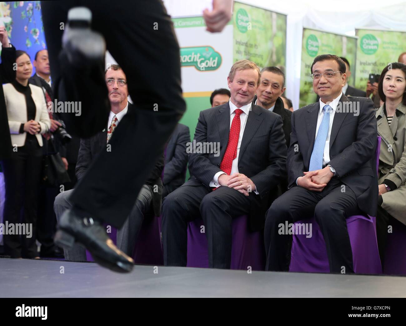 Premier of the People's Republic of China visit to Ireland Stock Photo ...