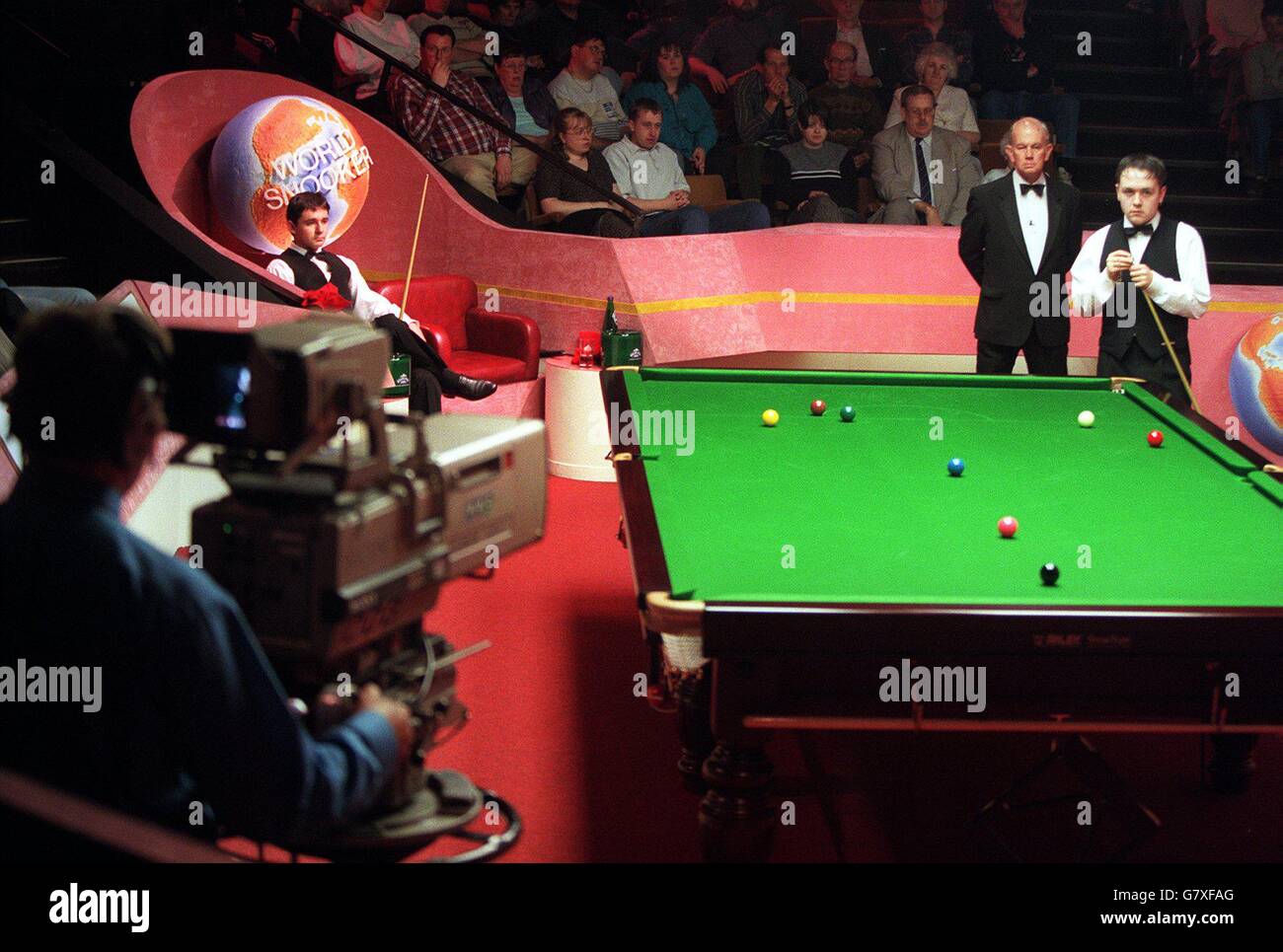 Snooker ... Embassy World Snooker Championship-Crucible Theatre ...