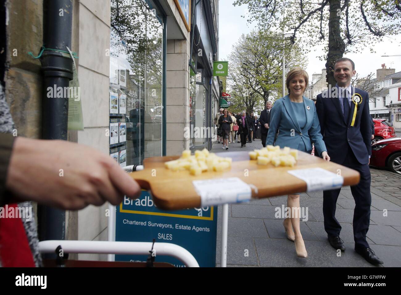 Nicola sturgeon 2015 election campaign hi-res stock photography and ...