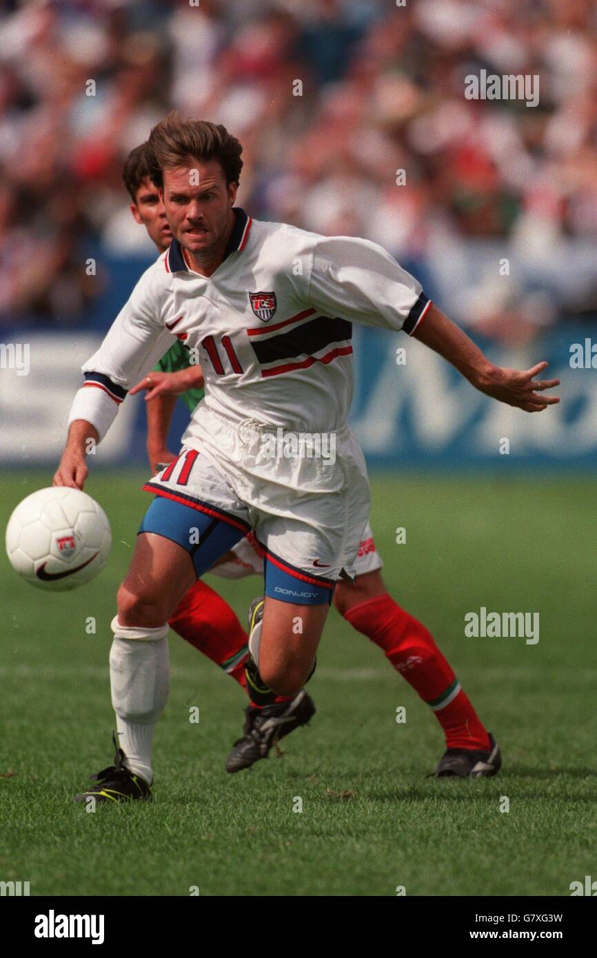 Eric wynalda hi-res stock photography and images - Alamy