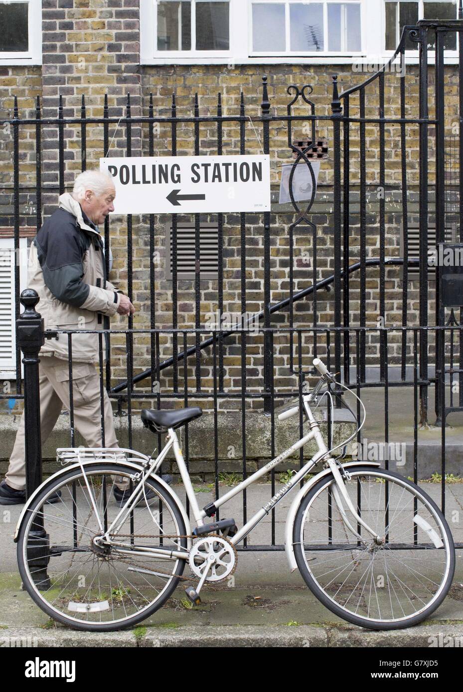 General Election 2015 Polling Day - May 7th Stock Photo - Alamy
