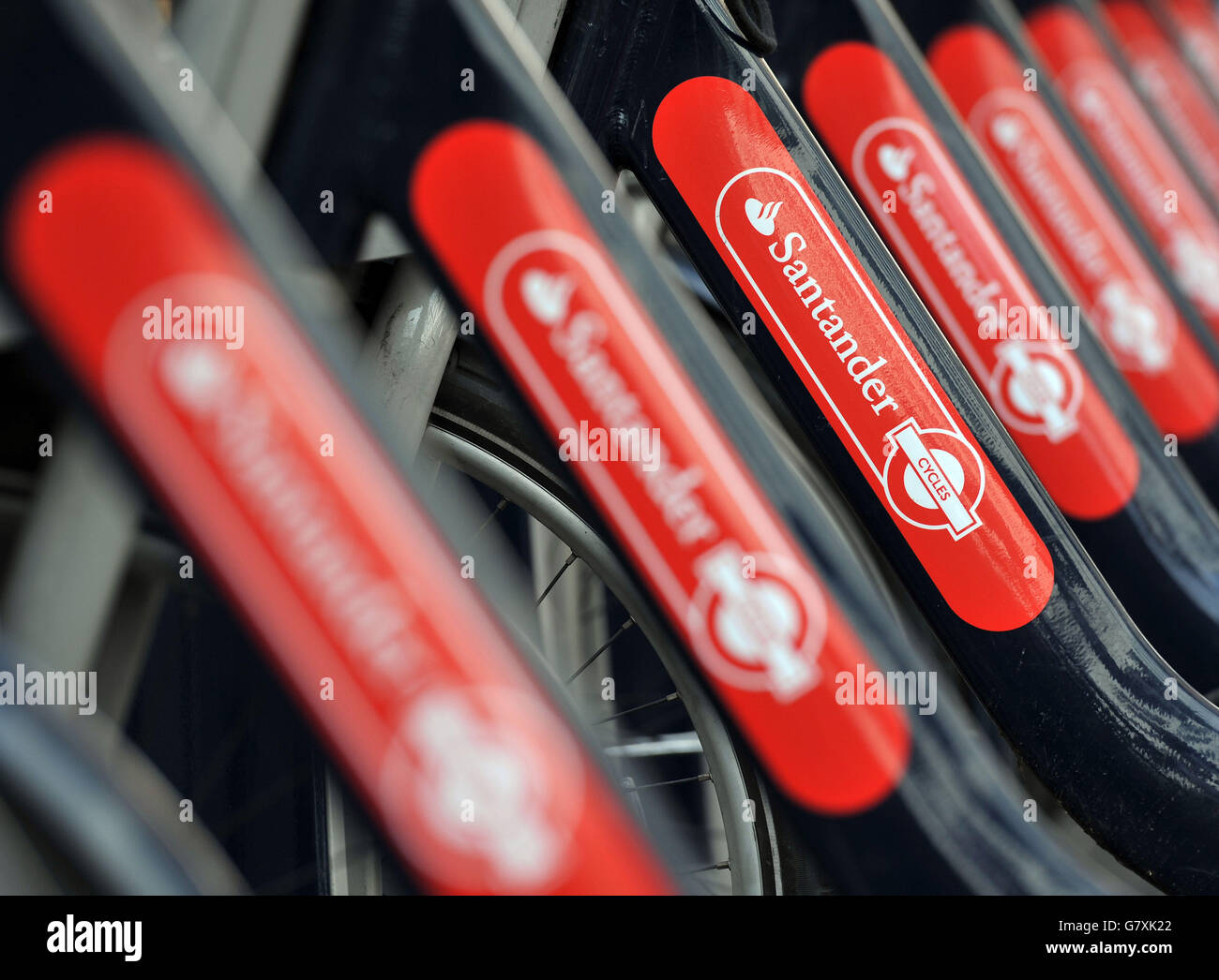 Santander cycles stock london hi-res stock photography and images - Alamy
