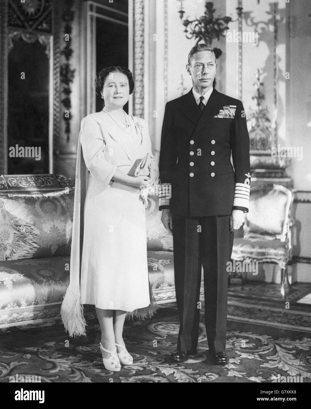 King george vi fleet uniform hi-res stock photography and images - Alamy