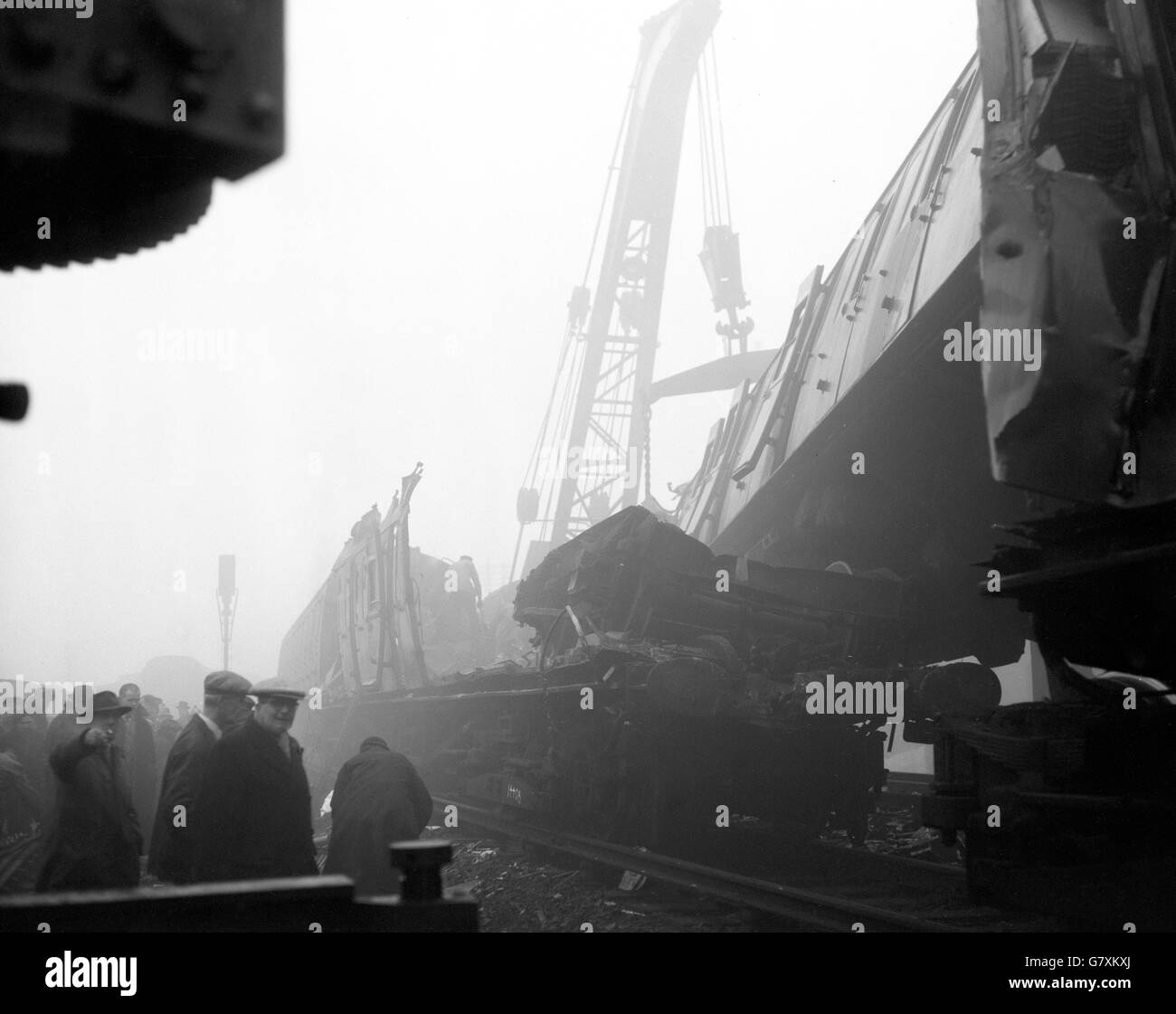 Breakdown crane hi-res stock photography and images - Alamy