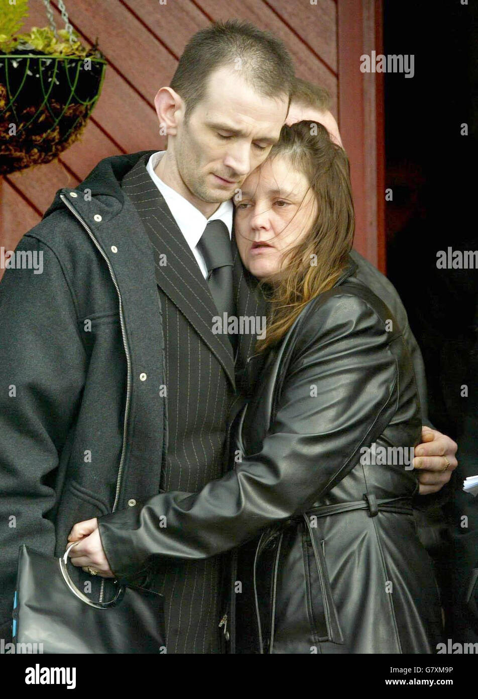 Andrew morton father of two year old andrew morton and mother hi-res ...