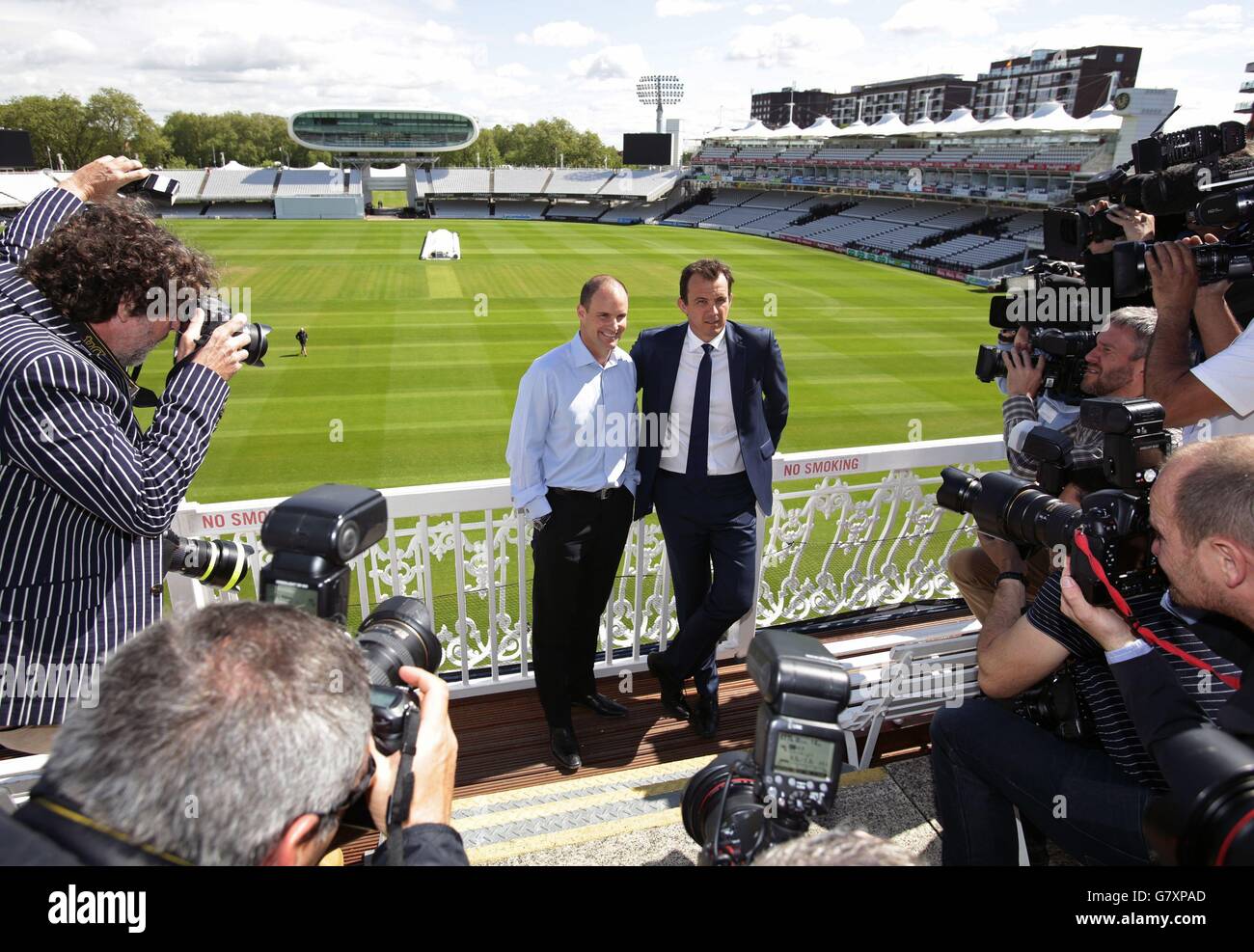 Tom harrison ecb hi-res stock photography and images - Alamy
