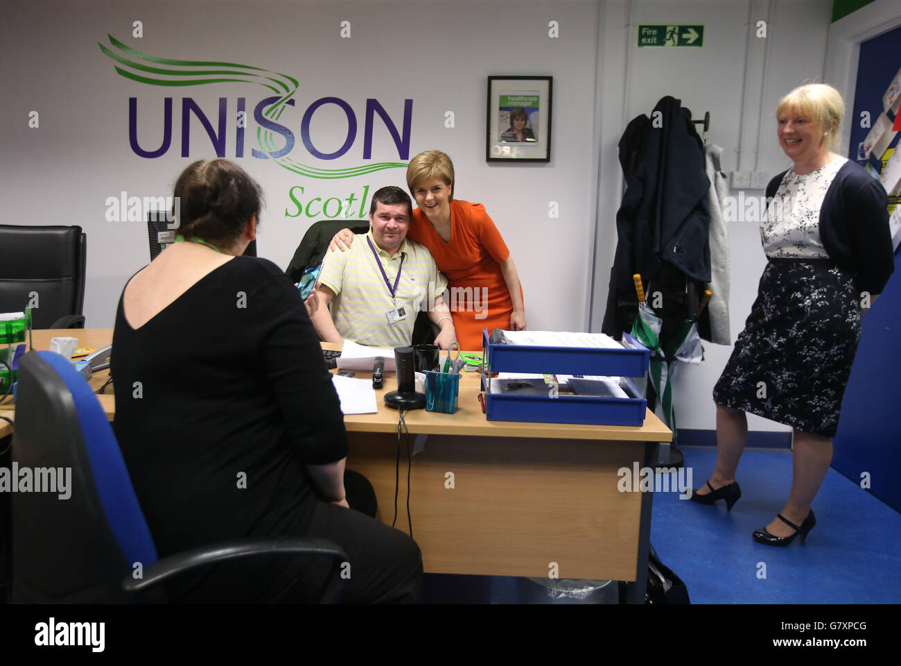 Edinburgh royal infirmary staff hi-res stock photography and images - Alamy