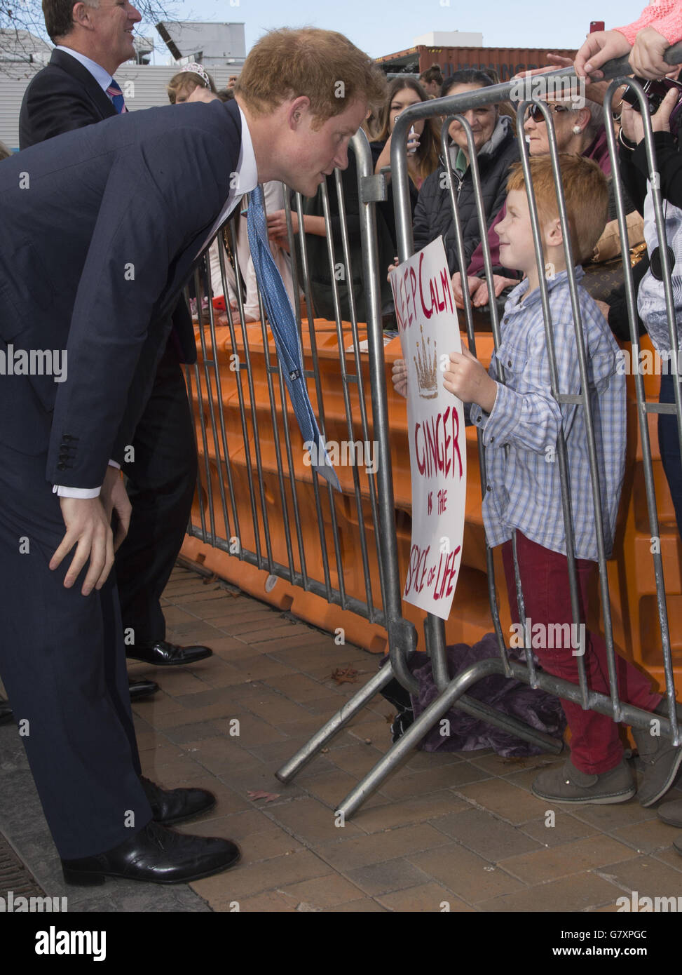 Prince Harry meets Riley Harris, 6, during a walkabout in Christchurch ...