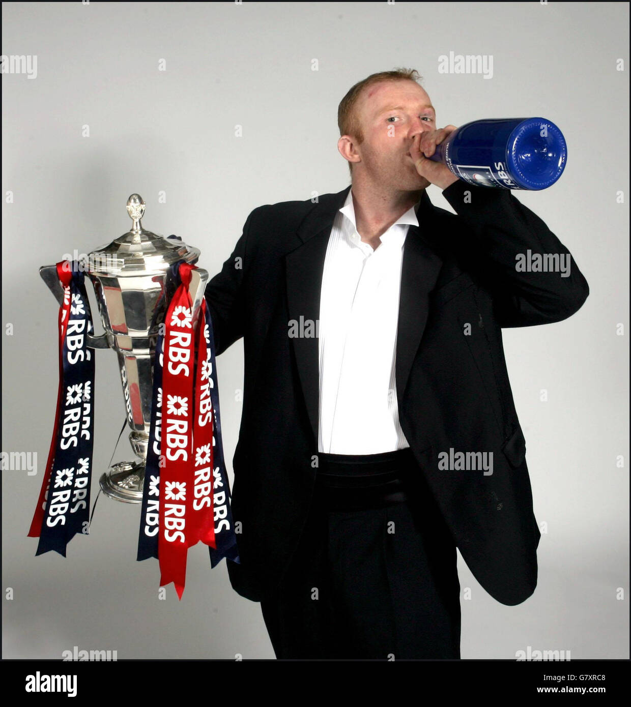 Wales' Martyn Williams celebrates being named RBS Player of the ...