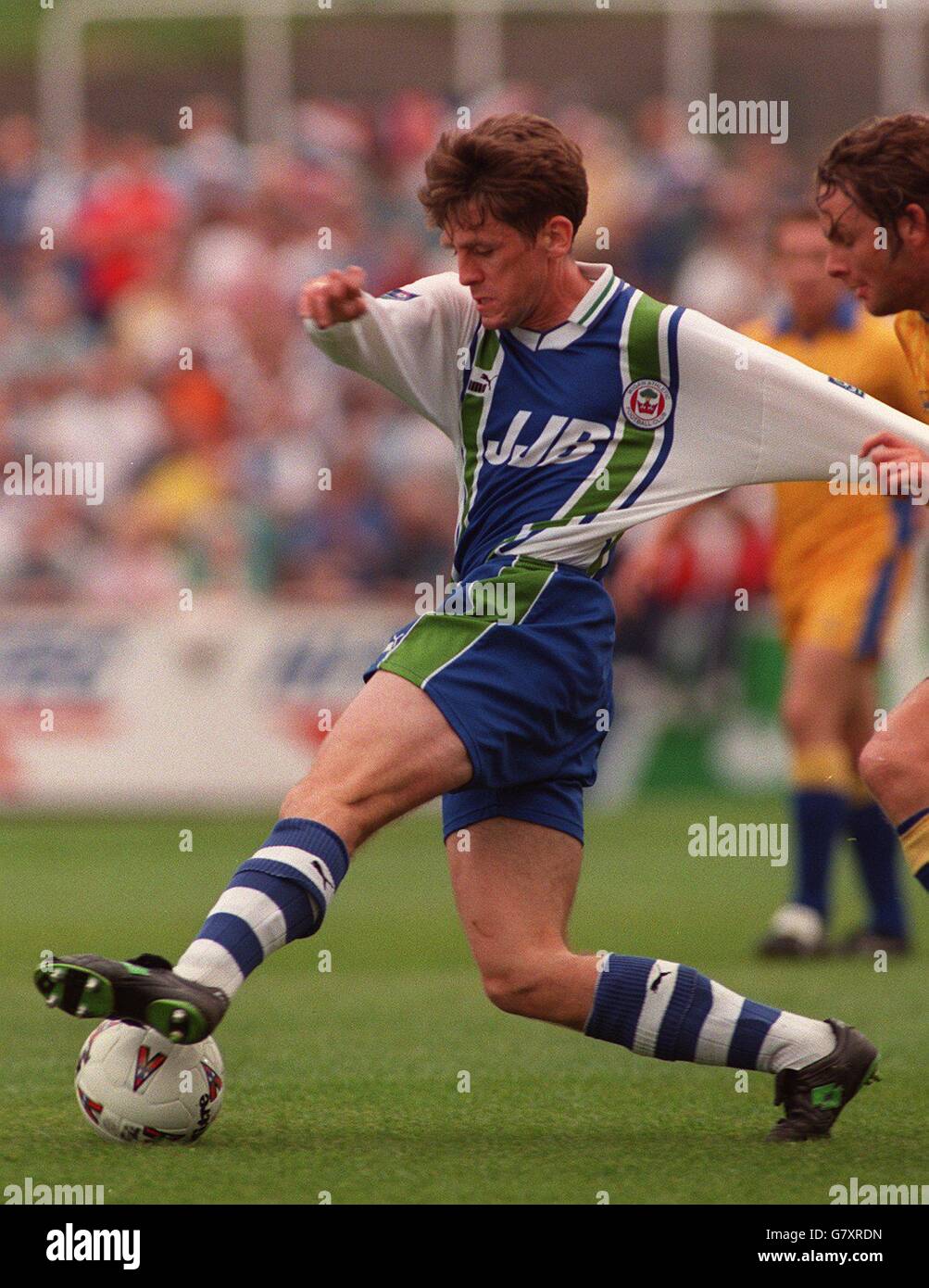 David lowe wigan hi-res stock photography and images - Alamy