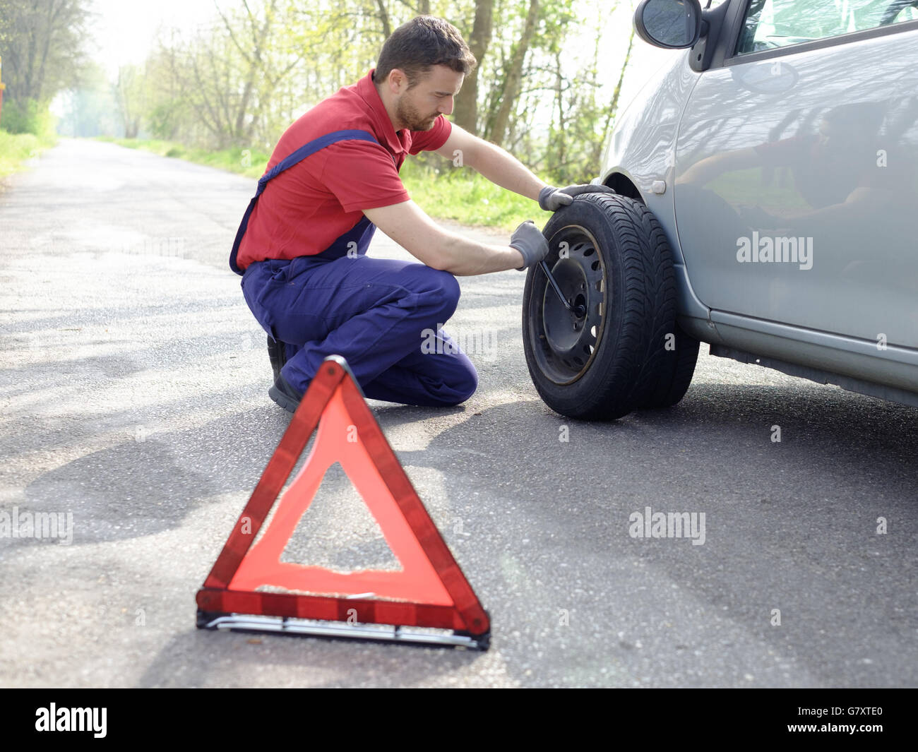 Highway breakdown hi-res stock photography and images - Alamy