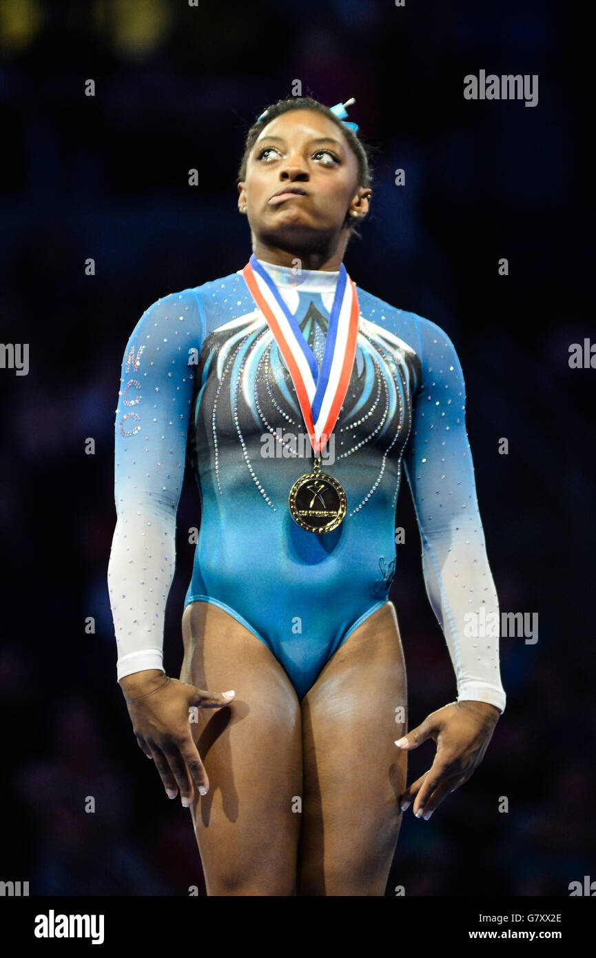 St. Louis, Missouri, USA. 26th June, 2016. SIMONE BILES makes a funny ...