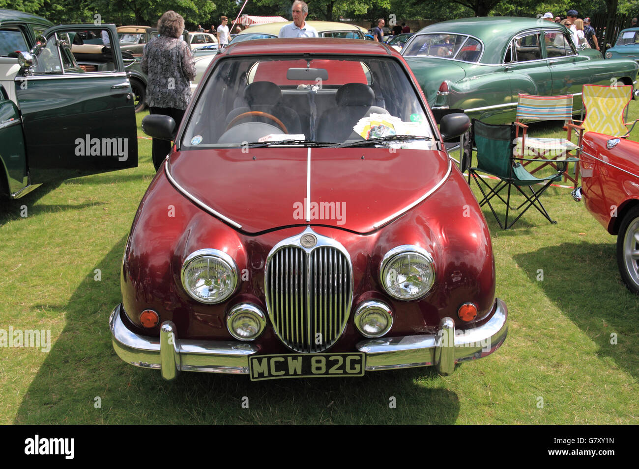 Mitsuoka Viewt (1999)(Nissan Micra-based Jaguar Mk2 lookalike ...