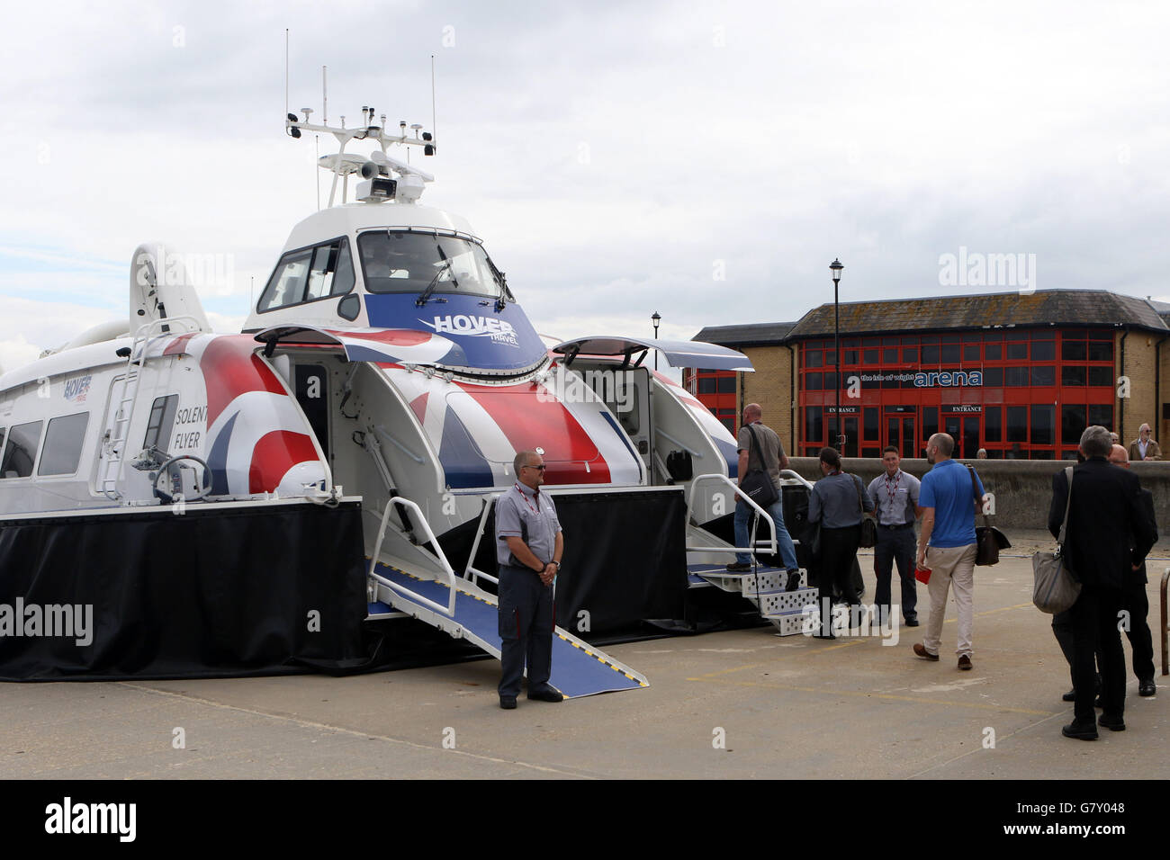 Island flyer hover craft hi-res stock photography and images - Alamy