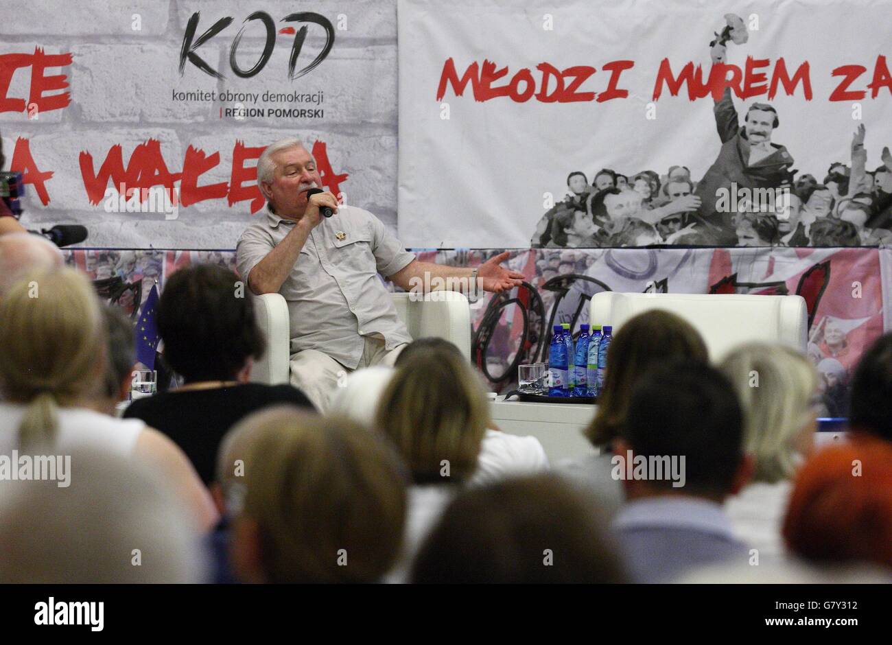 Solidarity movement hi-res stock photography and images - Alamy