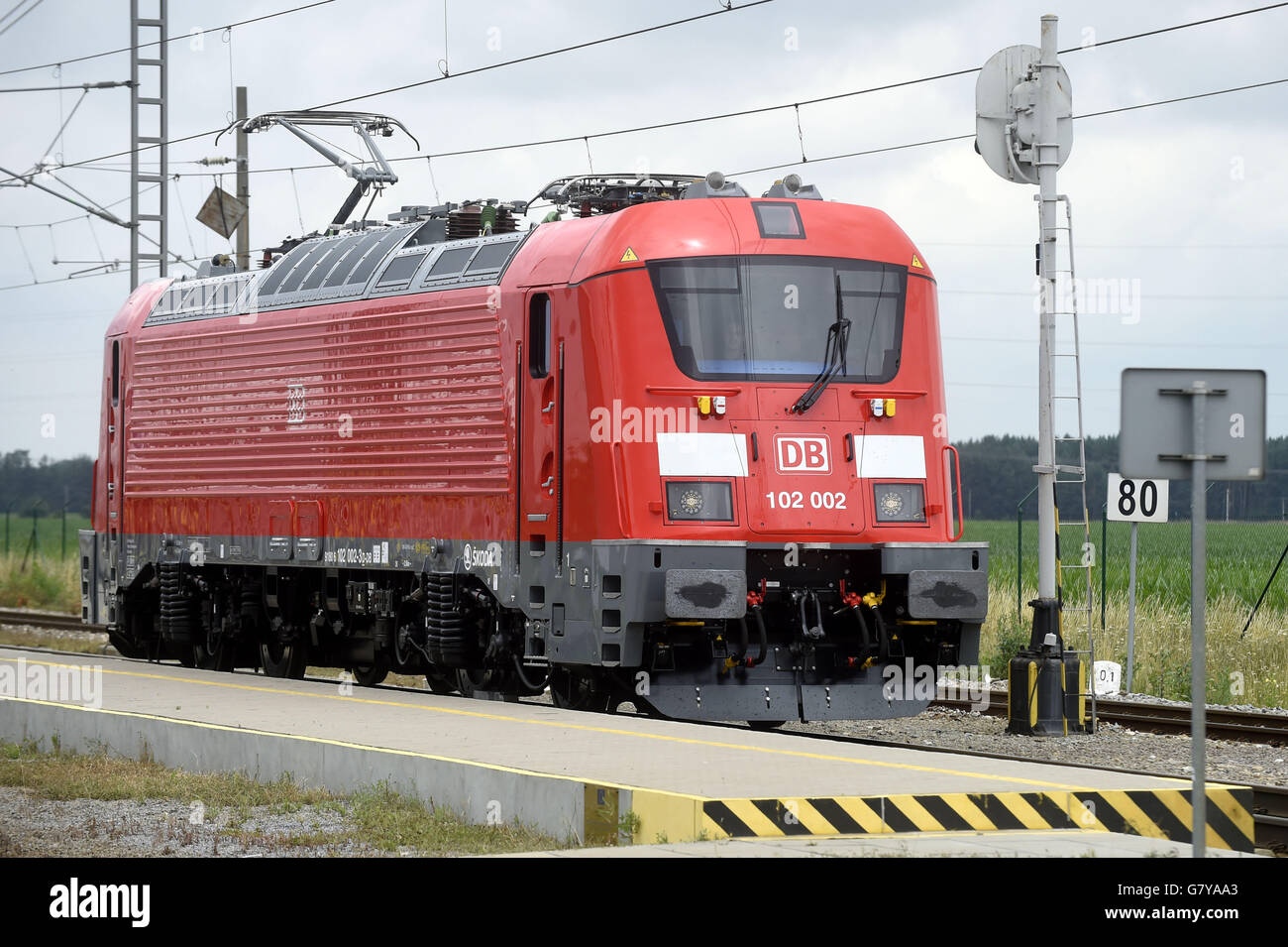 Skoda Transportation presents the Class 380 electric locomotive Emil ...